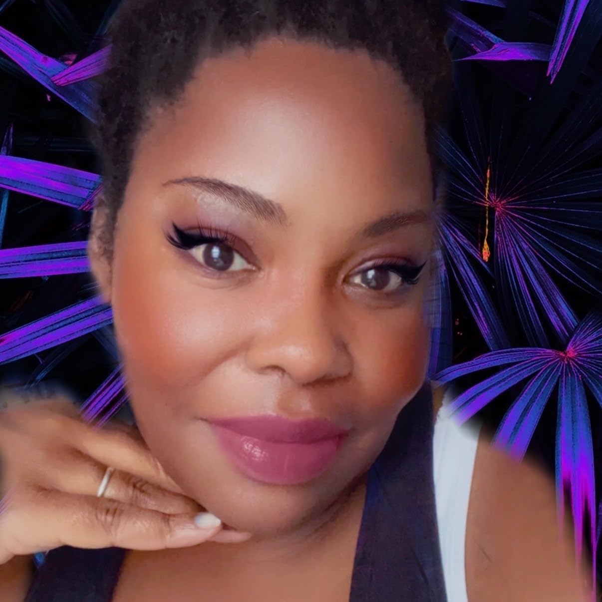 Intuitive Aja (Aja Gonzalez)'s Amazon Page