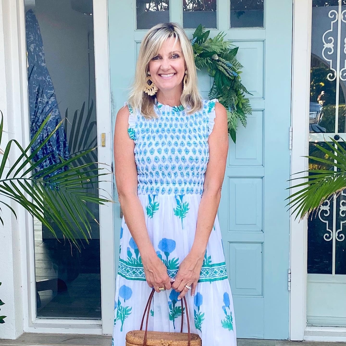 Life On Pineapple Lane by Kelly Sackman's Amazon Page