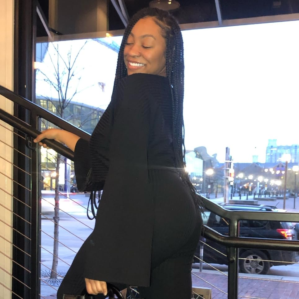 Lesha's essentials's Amazon Page