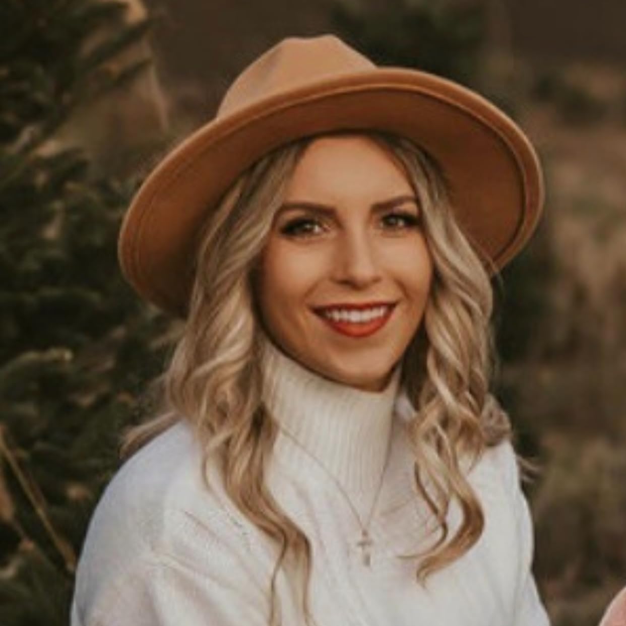 AshtynDeShais's Amazon Page