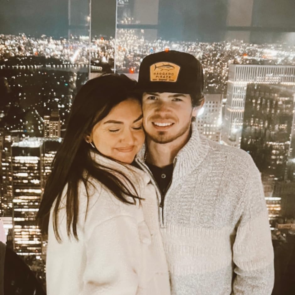 Ashleigh Corbett's Amazon Page