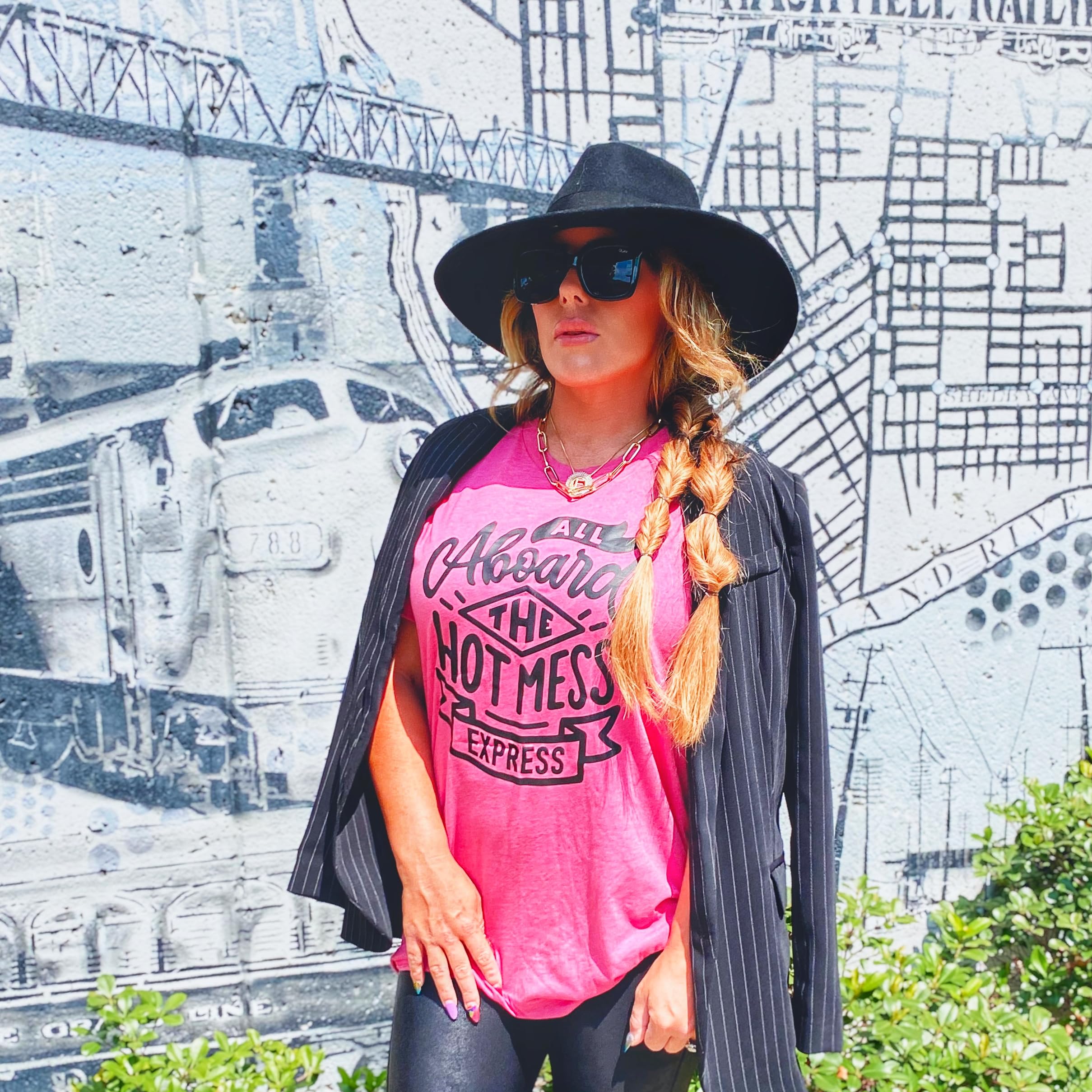 HAWT MESS EXPRESS's Amazon Page