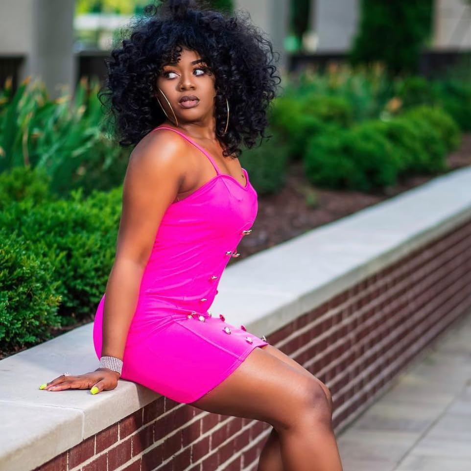 Queen Nasha / @__queennasha's Amazon Page