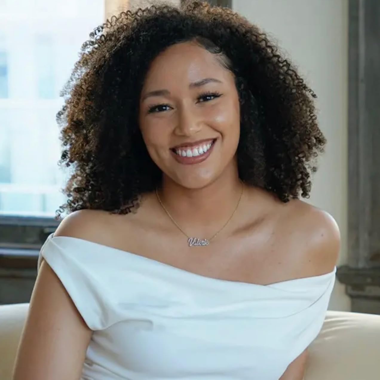 Val @vxledw's Amazon Page