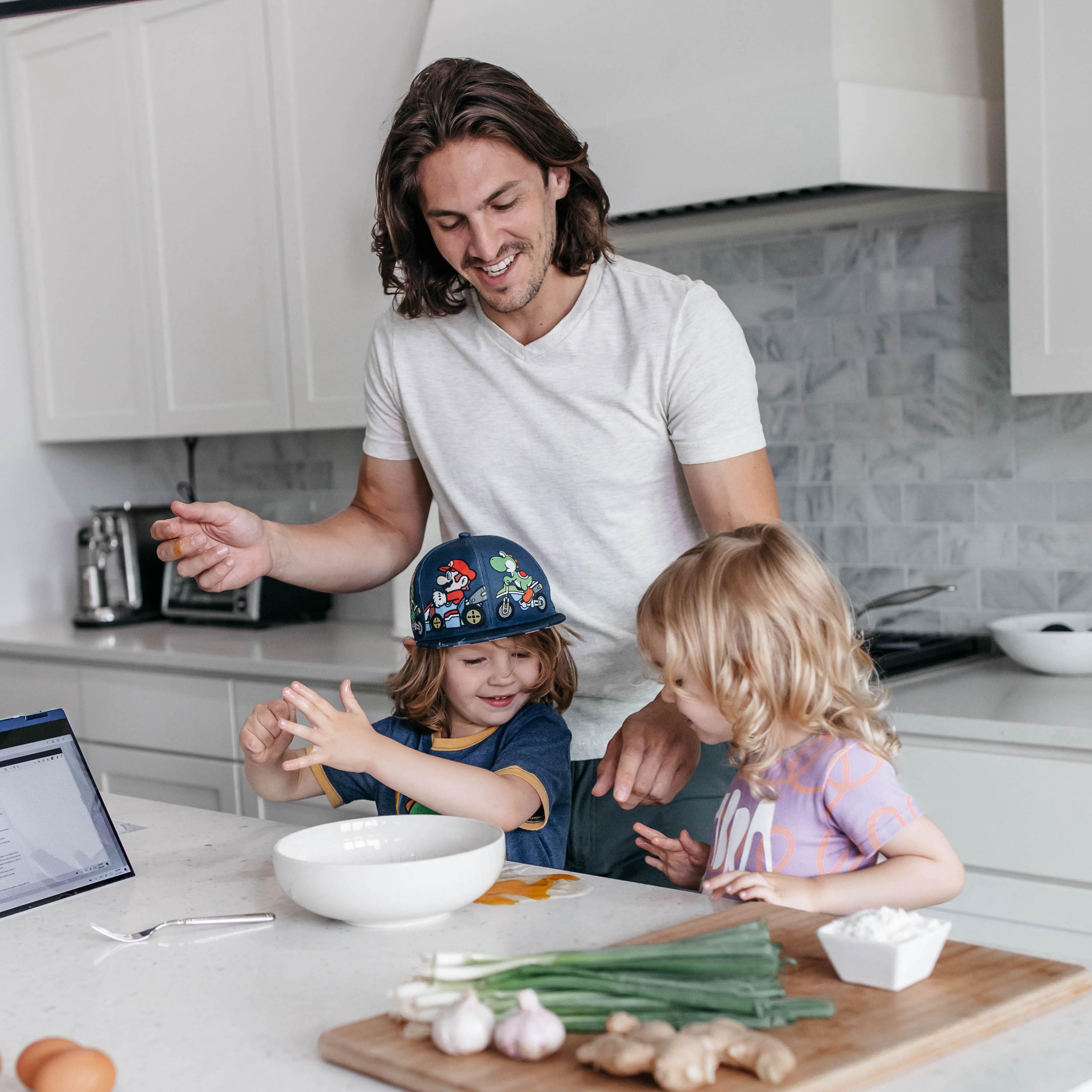 Benjamin Bucks's Amazon Page