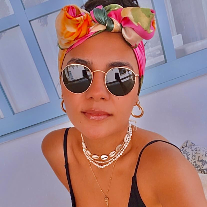 AMAZON ESSENTIALS's Amazon Page