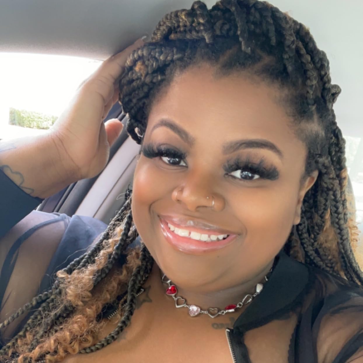 Nikki E.'s Amazon Page