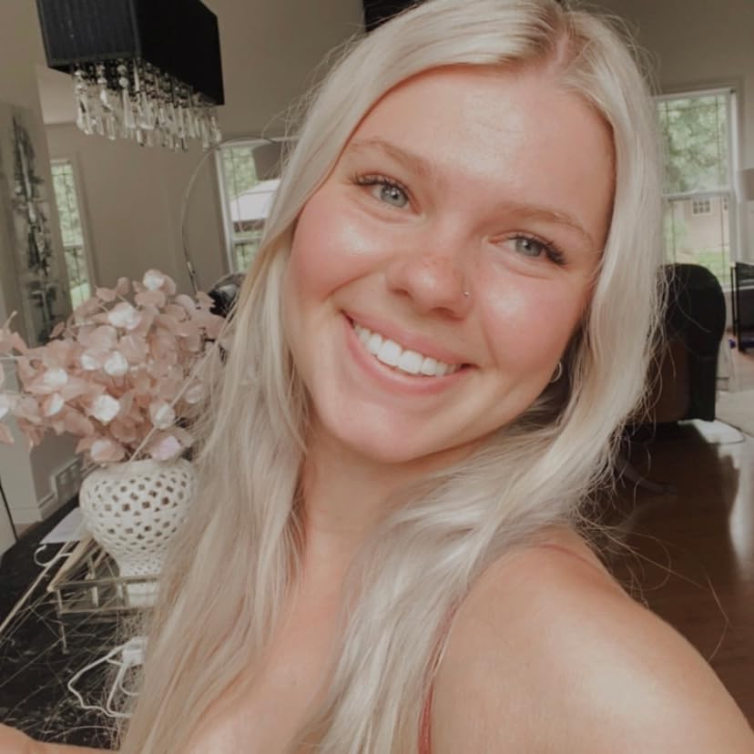 Alyssa Nichols's Amazon Page