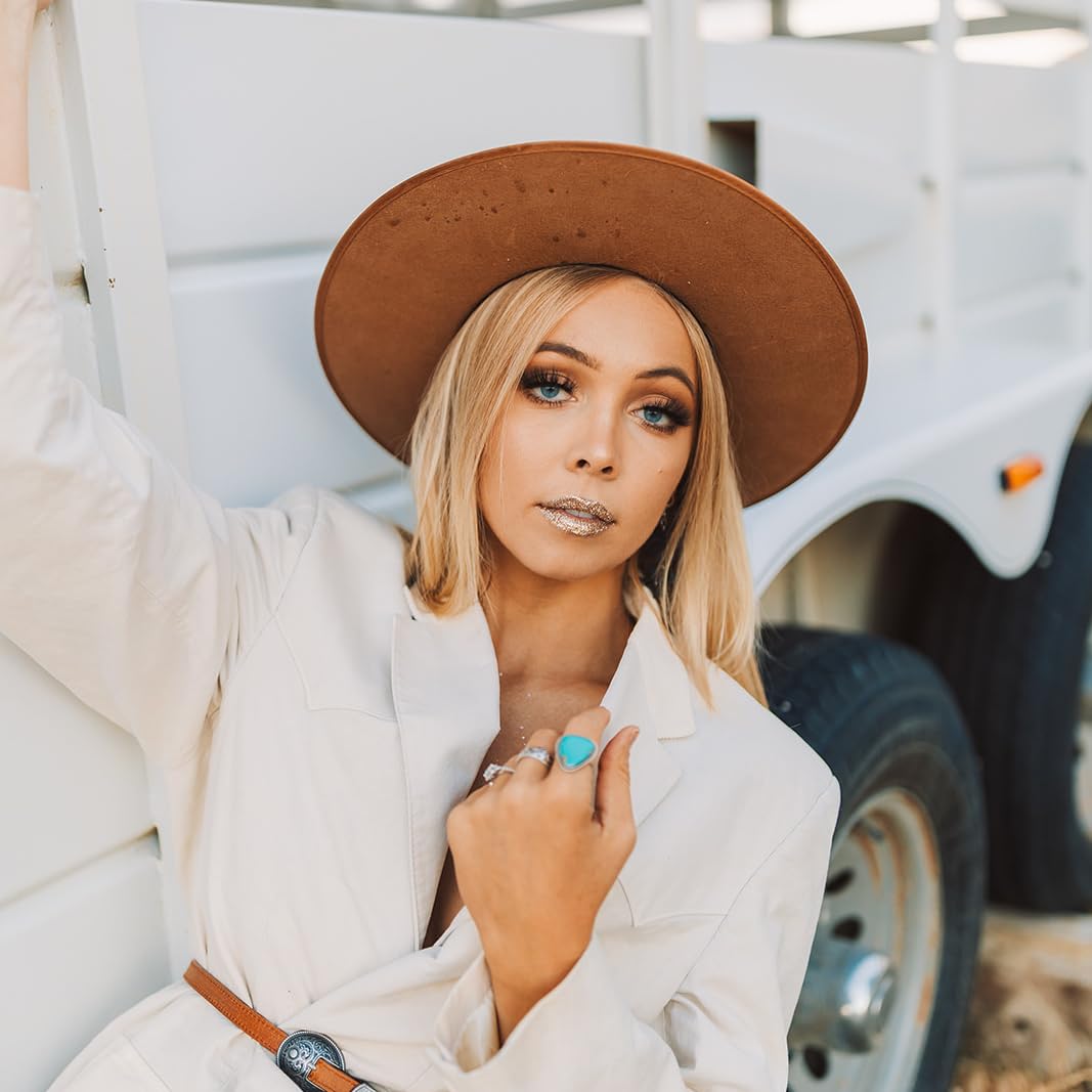 Dezi Burtenshaw's Amazon Page