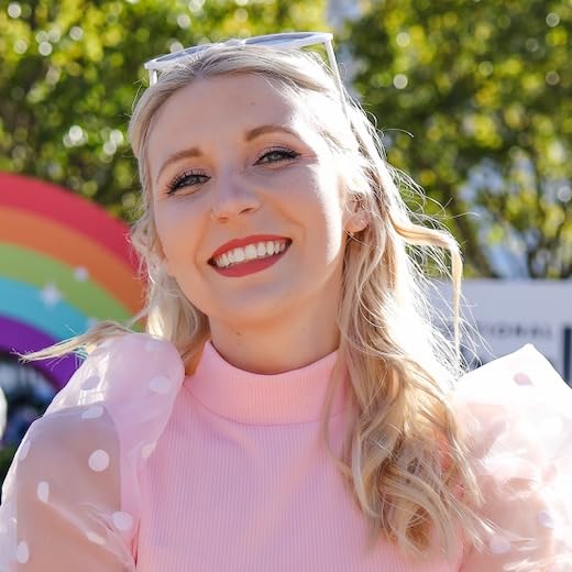 Meg | Girl Loves Deals's Amazon Page