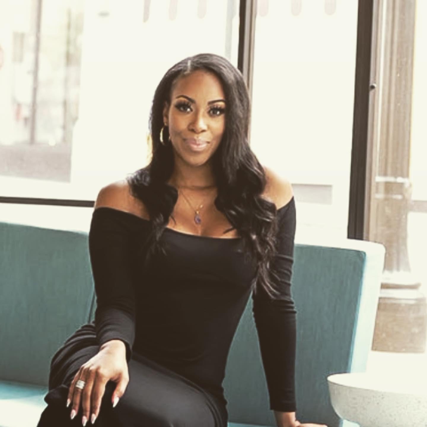 Mina B.'s Amazon Page