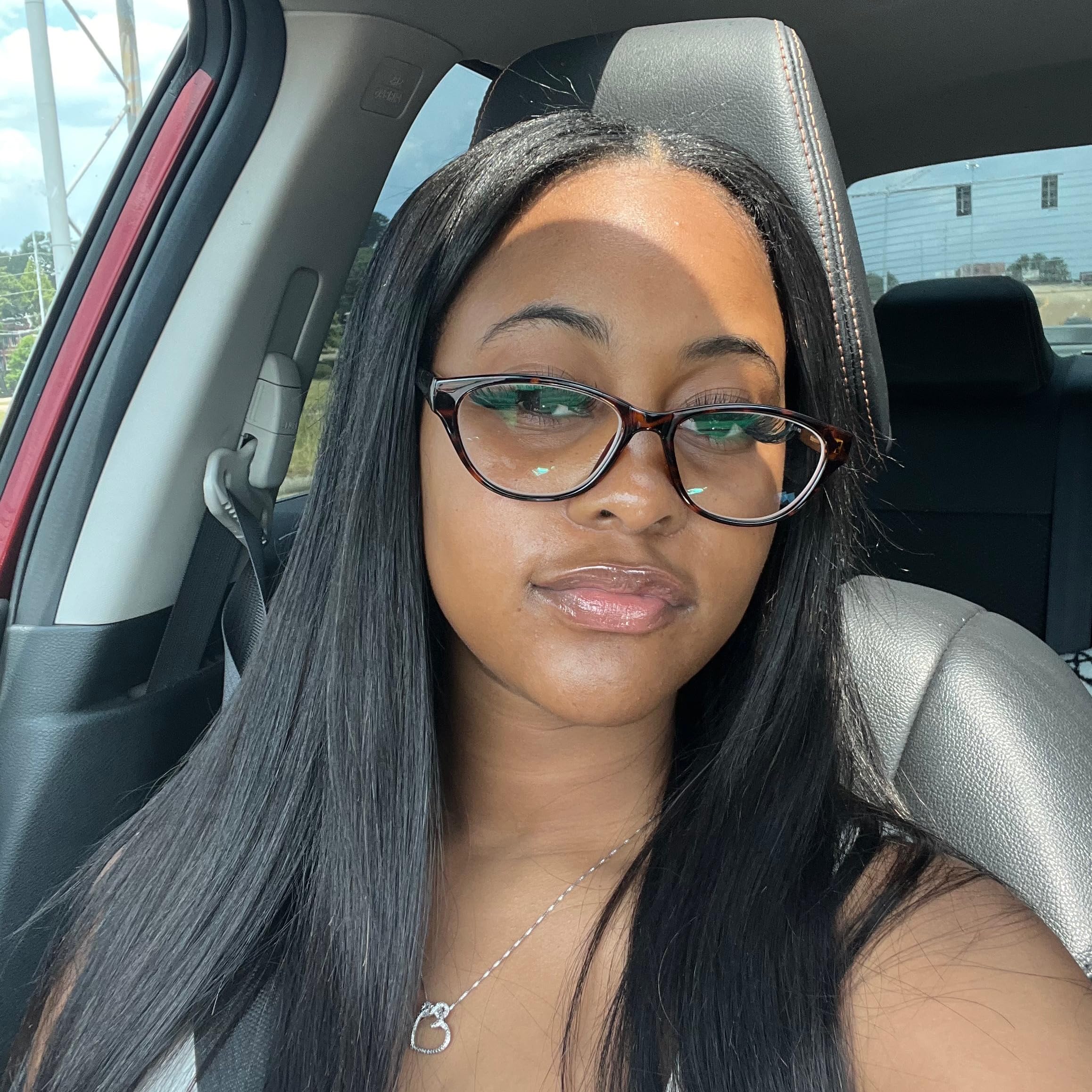 ari ️‍🔥's Amazon Page