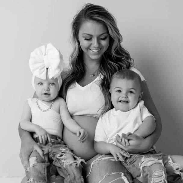 𝐌𝐚𝐝𝐢 𝐉𝐨𝐧𝐞𝐬's Amazon Page