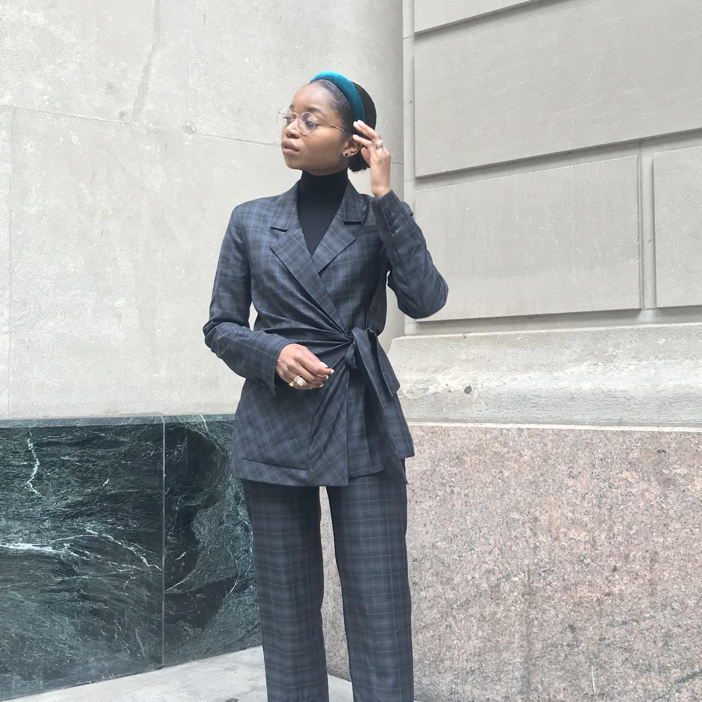 Annis Kamara's Amazon Page