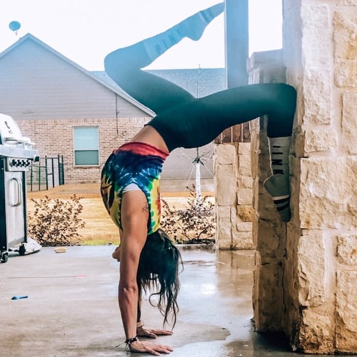 Jessica Valencia's Amazon Page