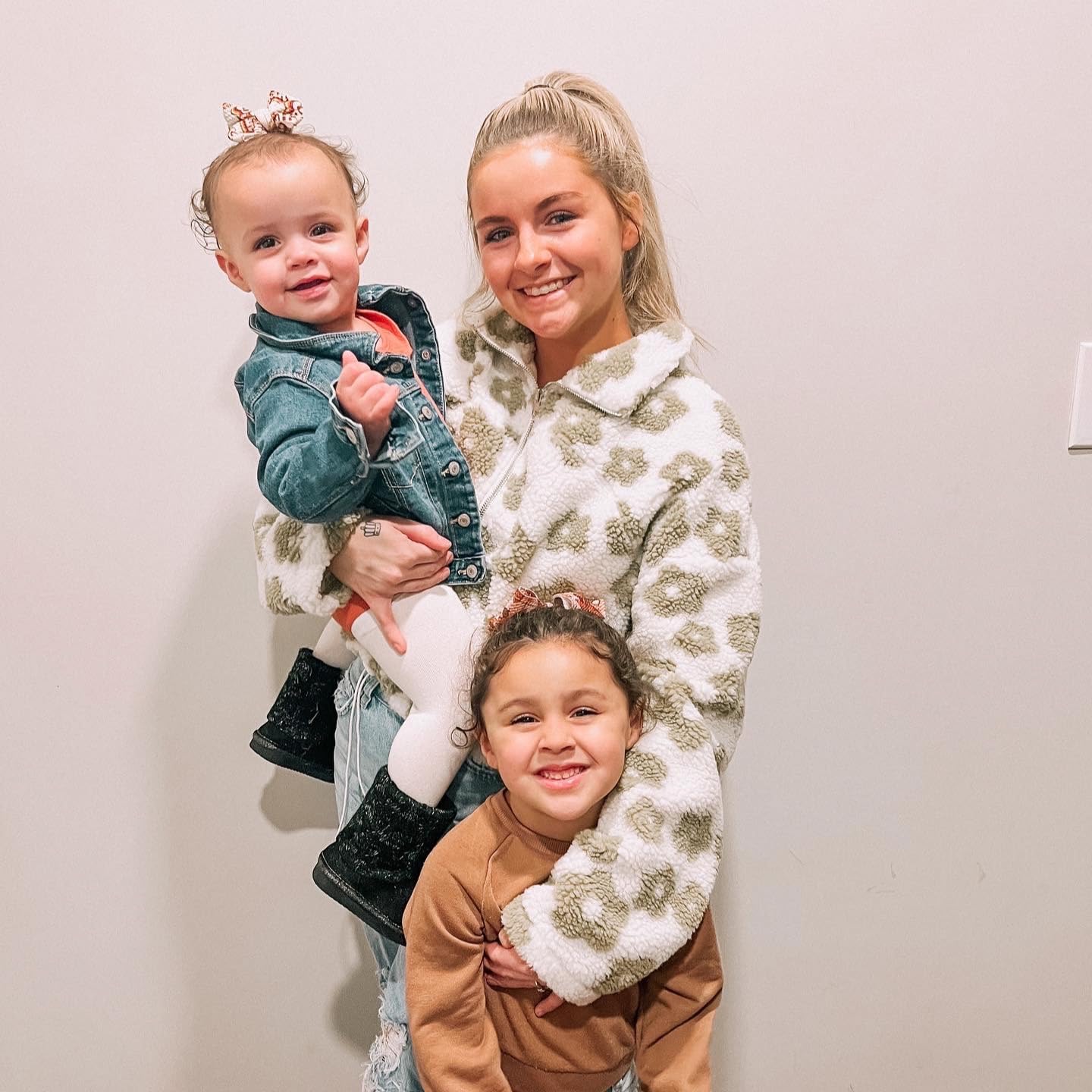 Amazon Essentials's Amazon Page