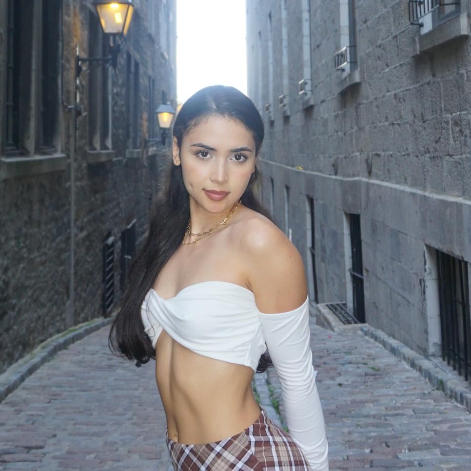 Ashley Roque's Amazon Page