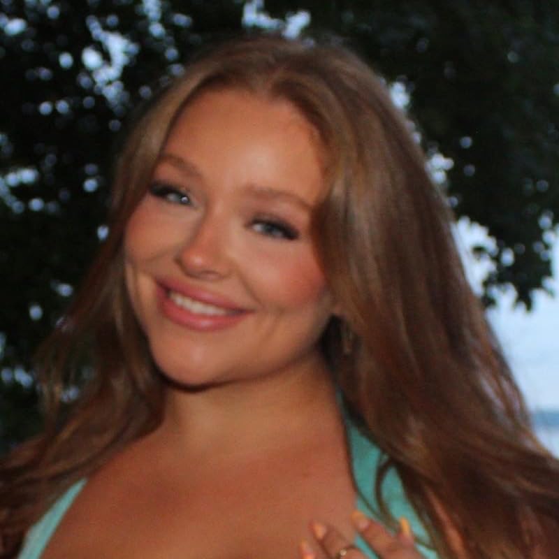 Grace Goris's Amazon Page