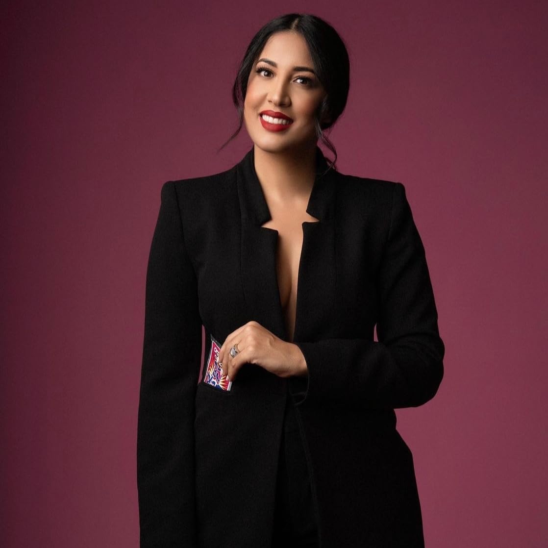 Carina Castillo's Amazon Page