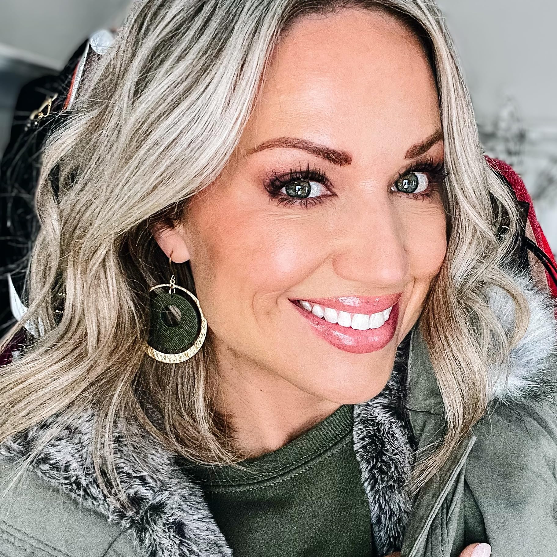 Mandy Sims / The HAC Life's Amazon Page