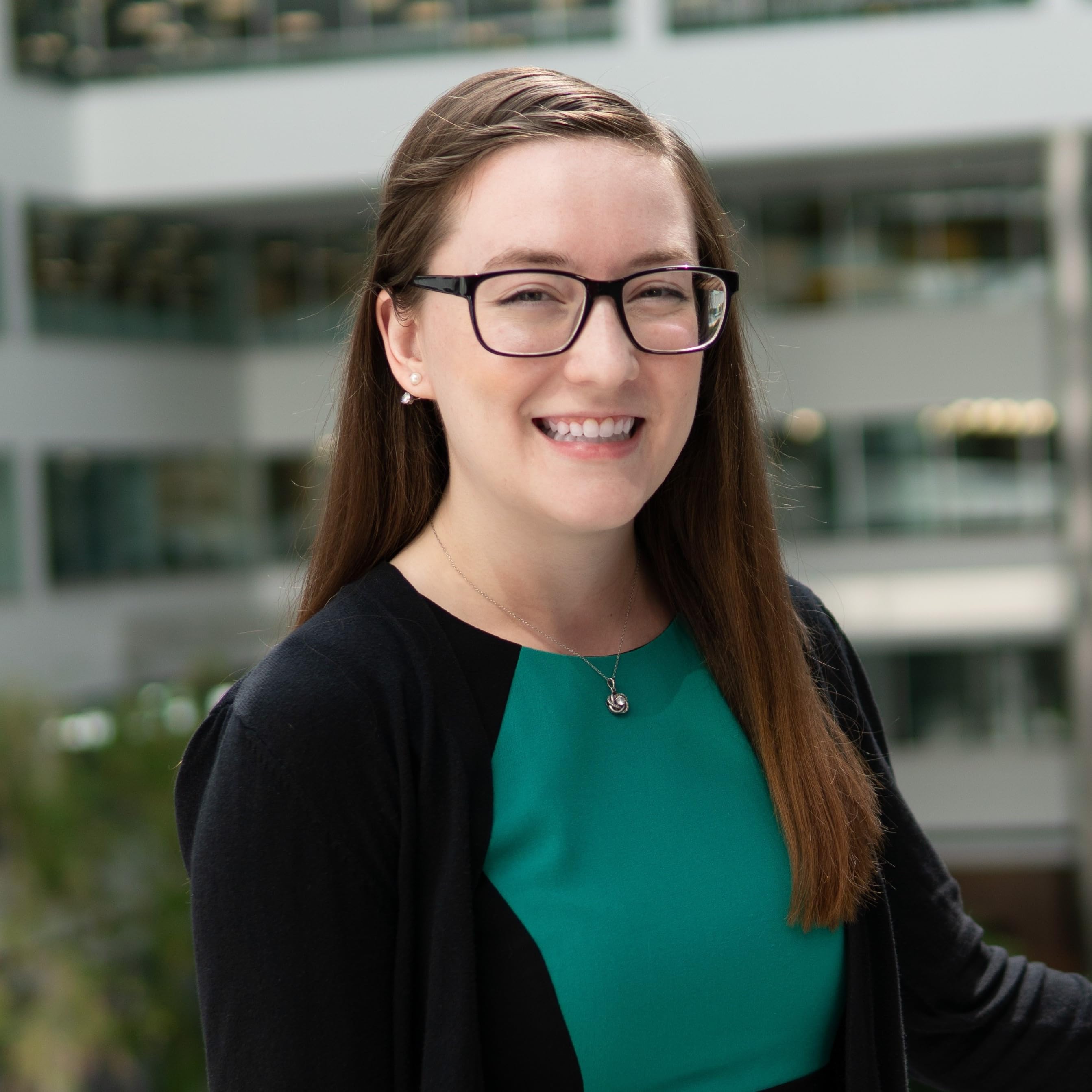 Dani - Engineer and STEM Content Creator's Amazon Page