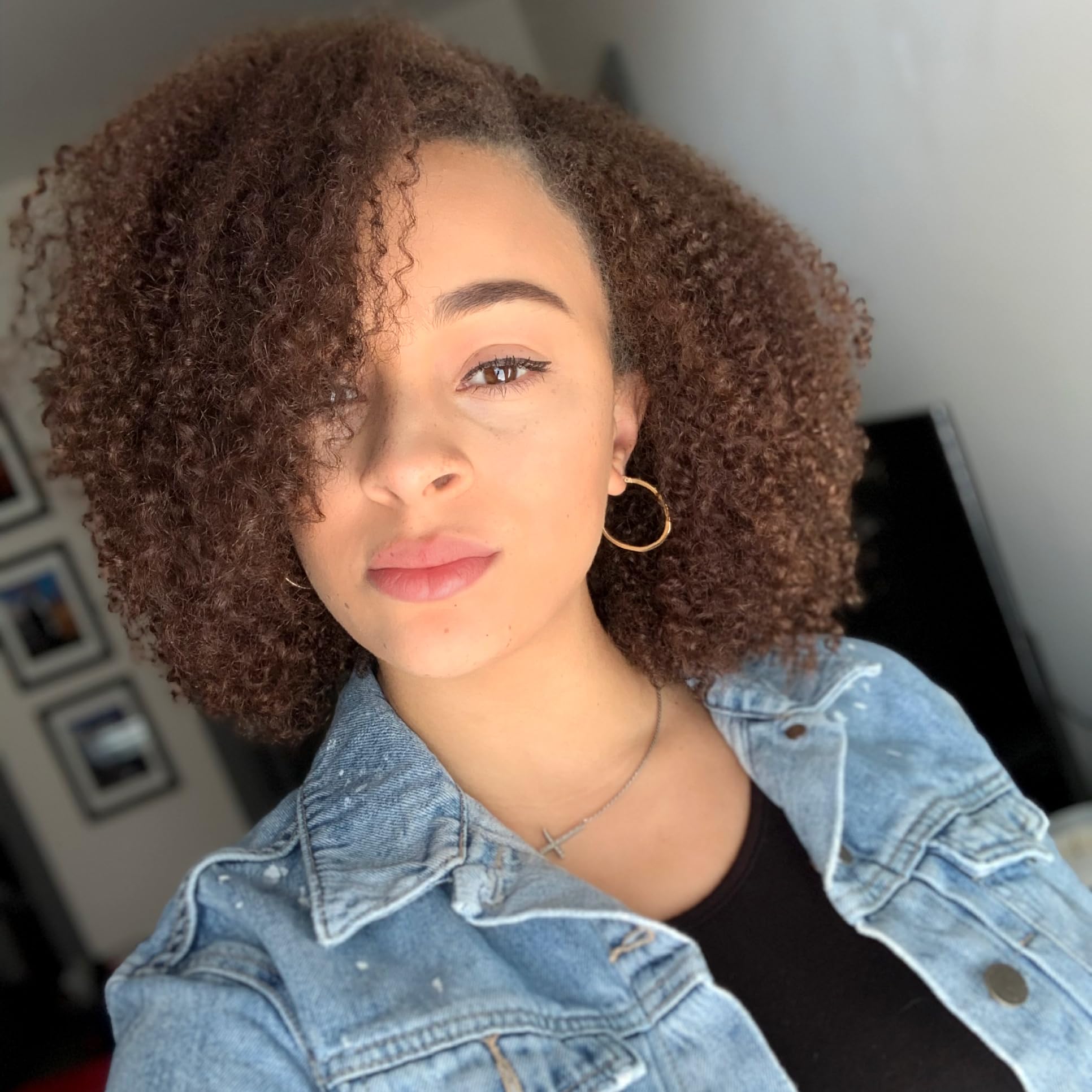 Whats in my closet?'s Amazon Page