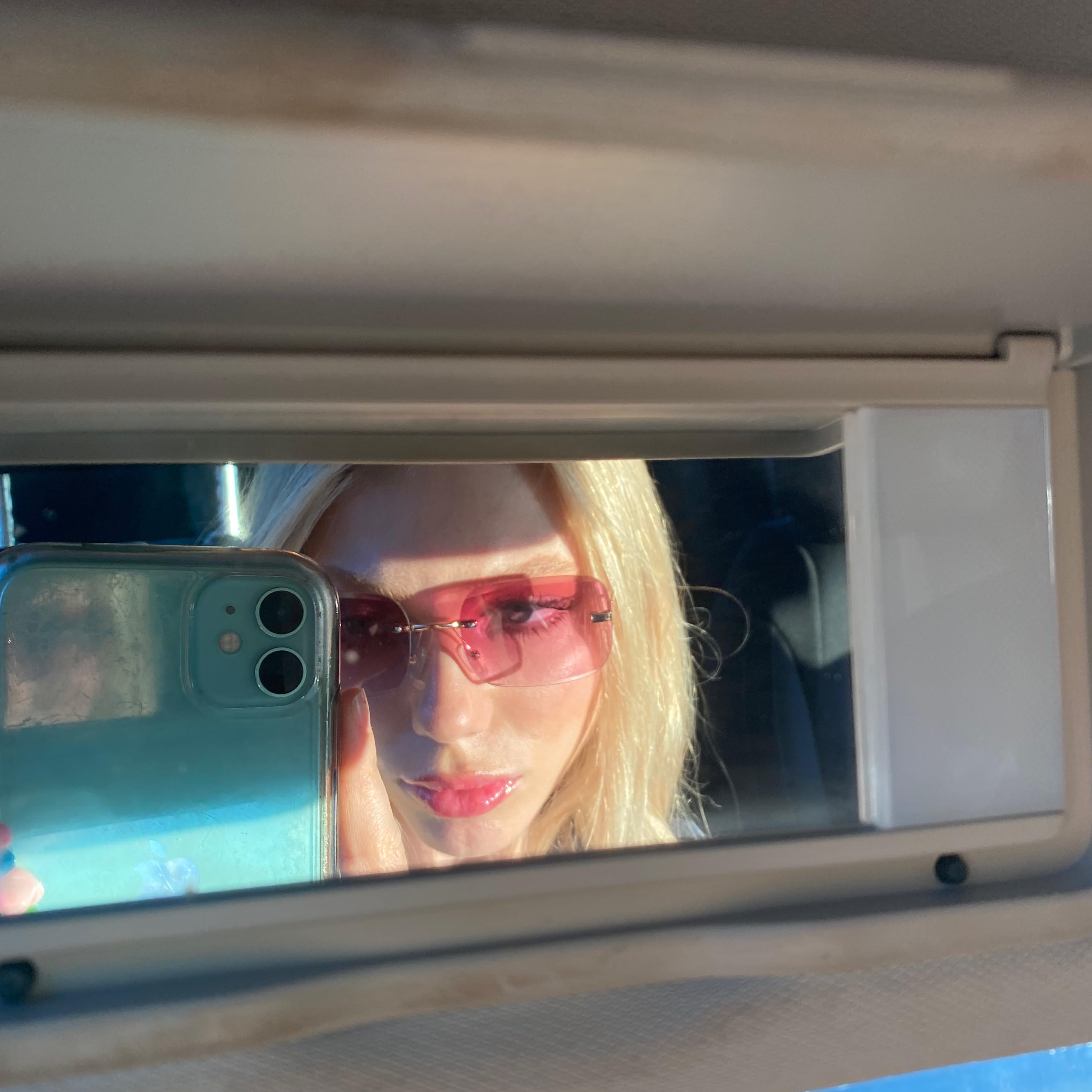 Lexi Kaizer's Amazon Page