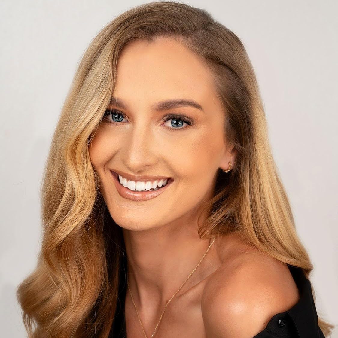 Madeline Adams' Storefront's Amazon Page