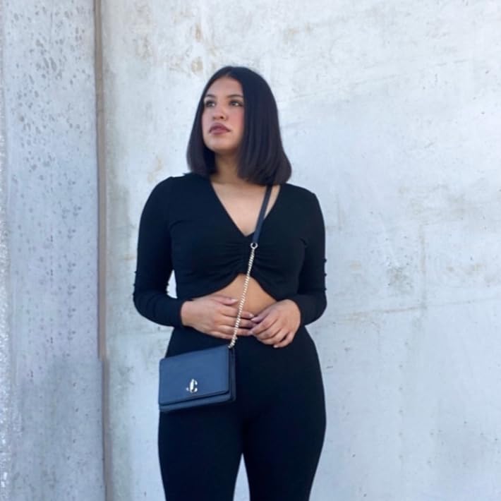 Vanessa Munoz's Amazon Page