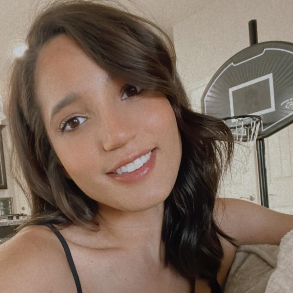 Deonna Thomas's Amazon Page