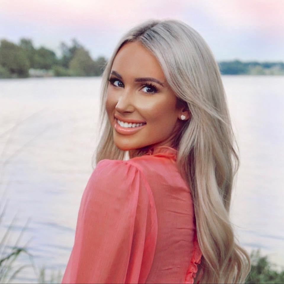 Hey Pretty Blog's Amazon Page