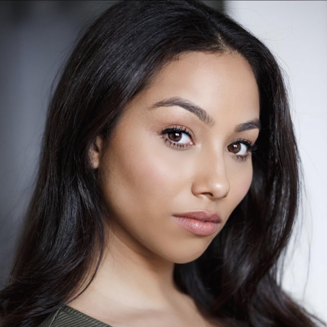 Danielle Larracuente's Amazon Page