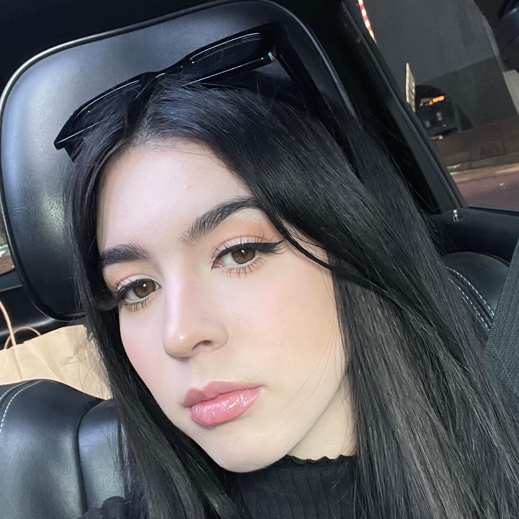 Isamar Munoz's Amazon Page
