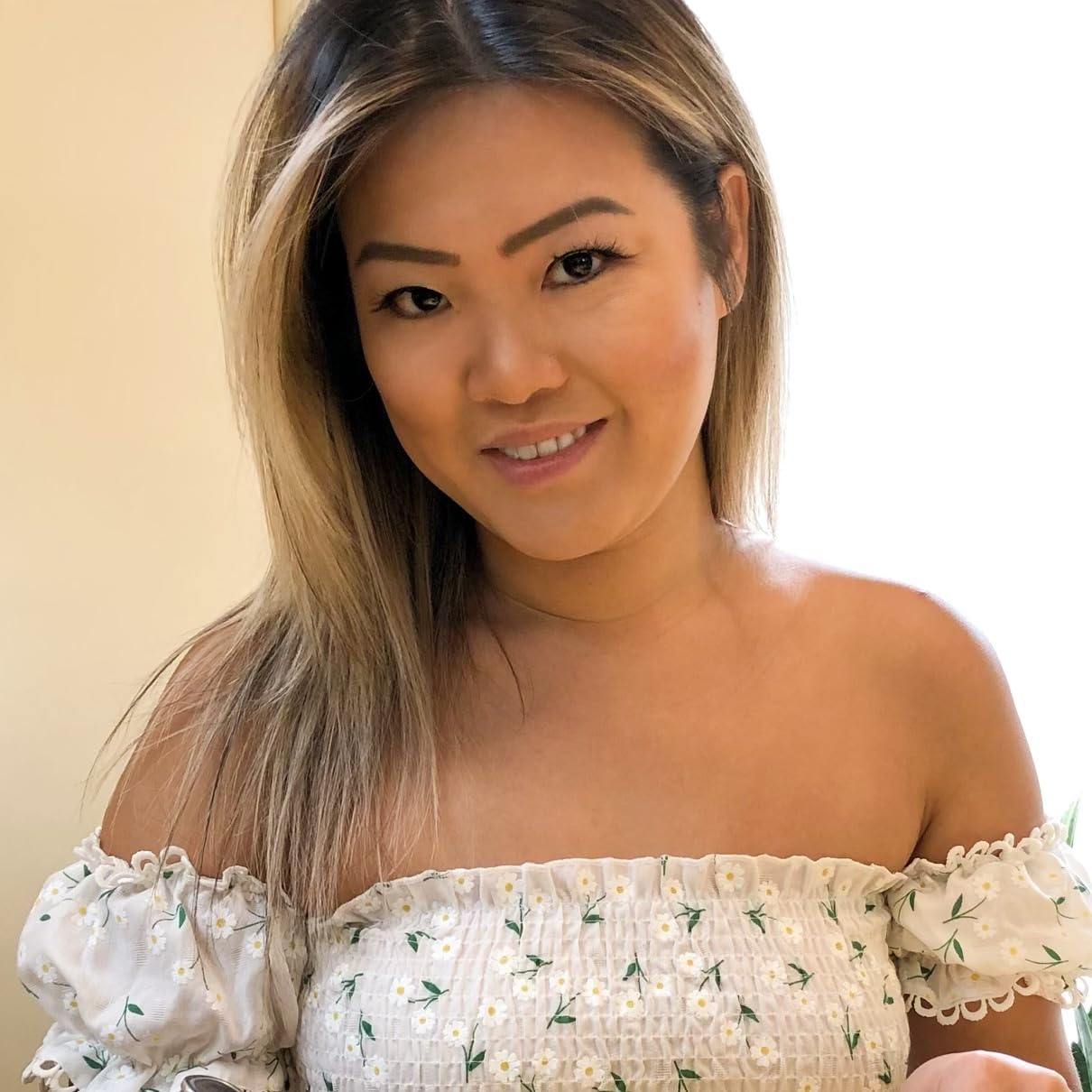 Iz_anywhere_but_here's Amazon Page