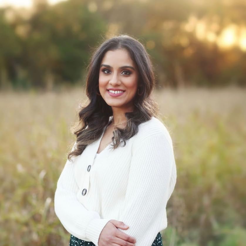 Izza Khalid's Amazon Page