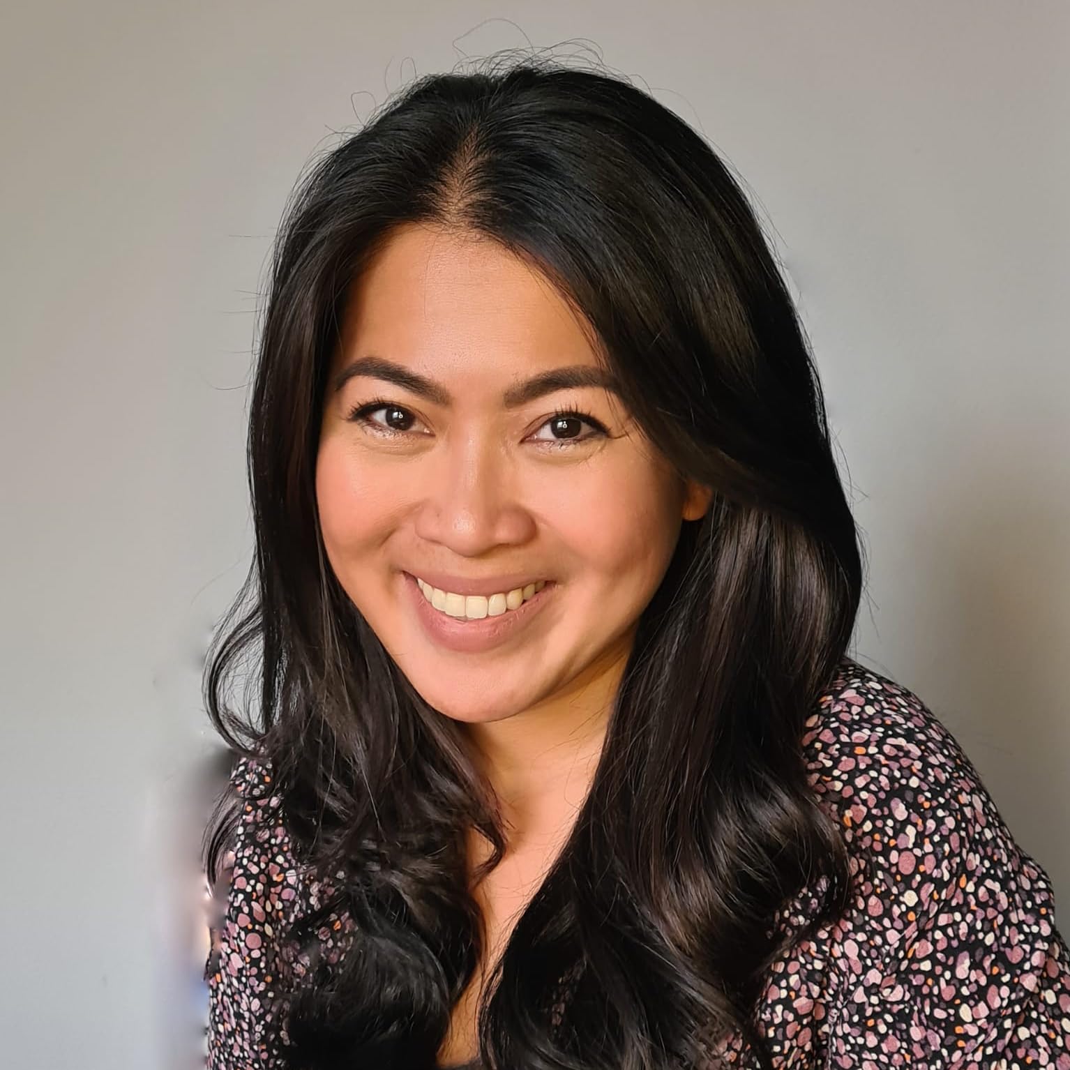 KC Cruz's Amazon page