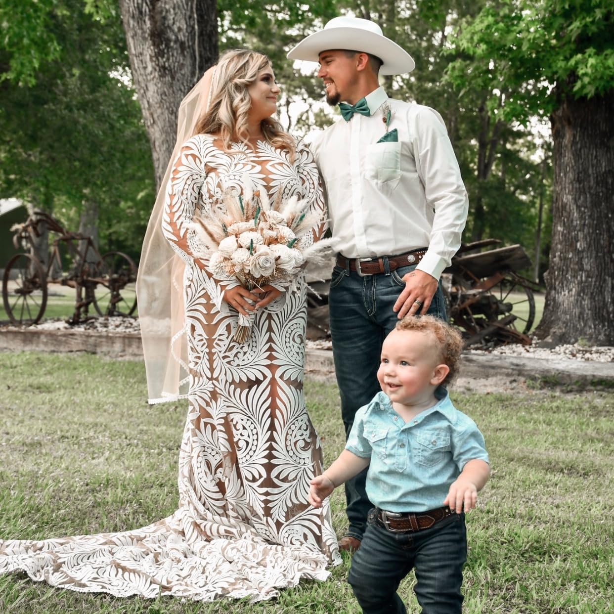 Kelly Dillingham's Amazon Page