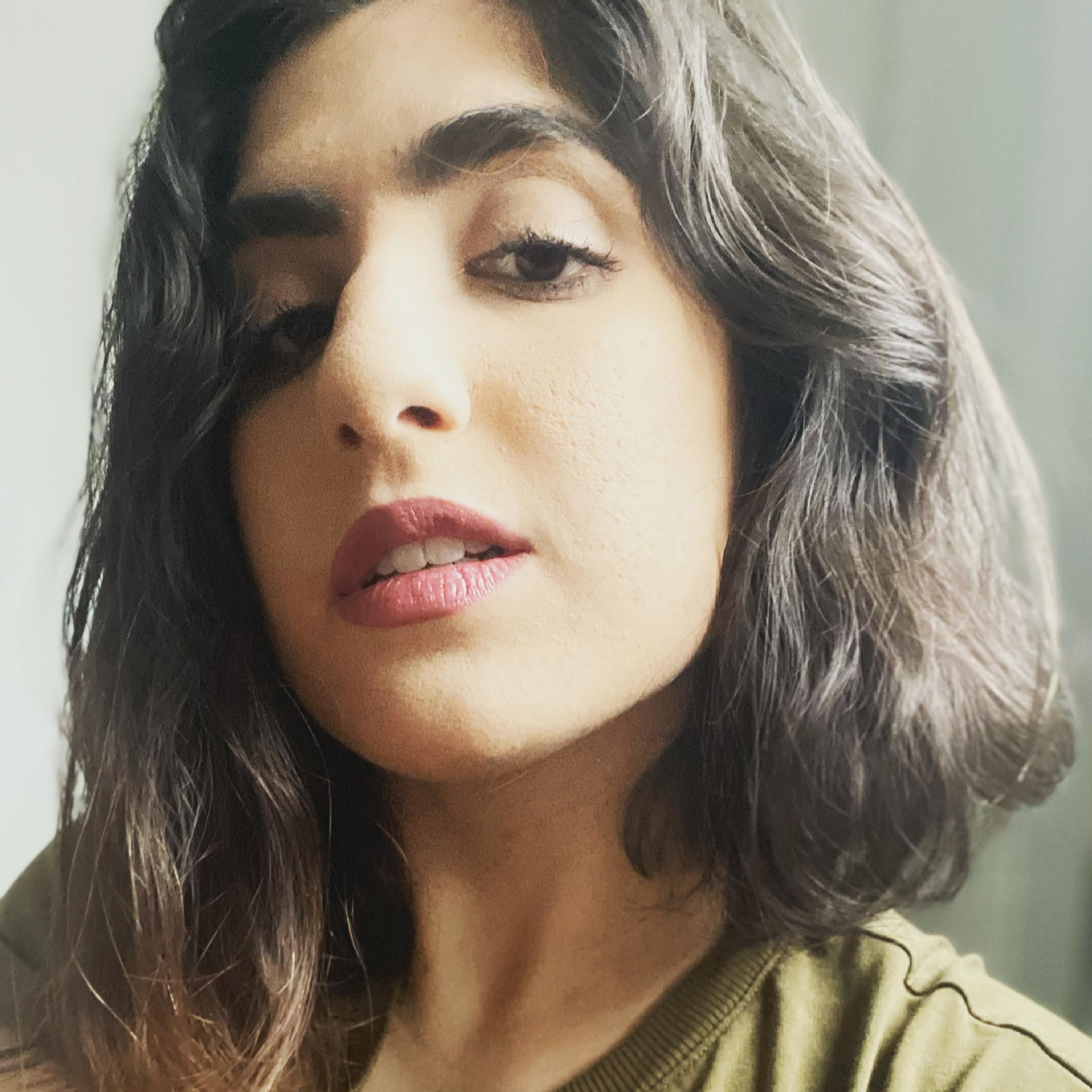 Kiana Azizian's Amazon Page