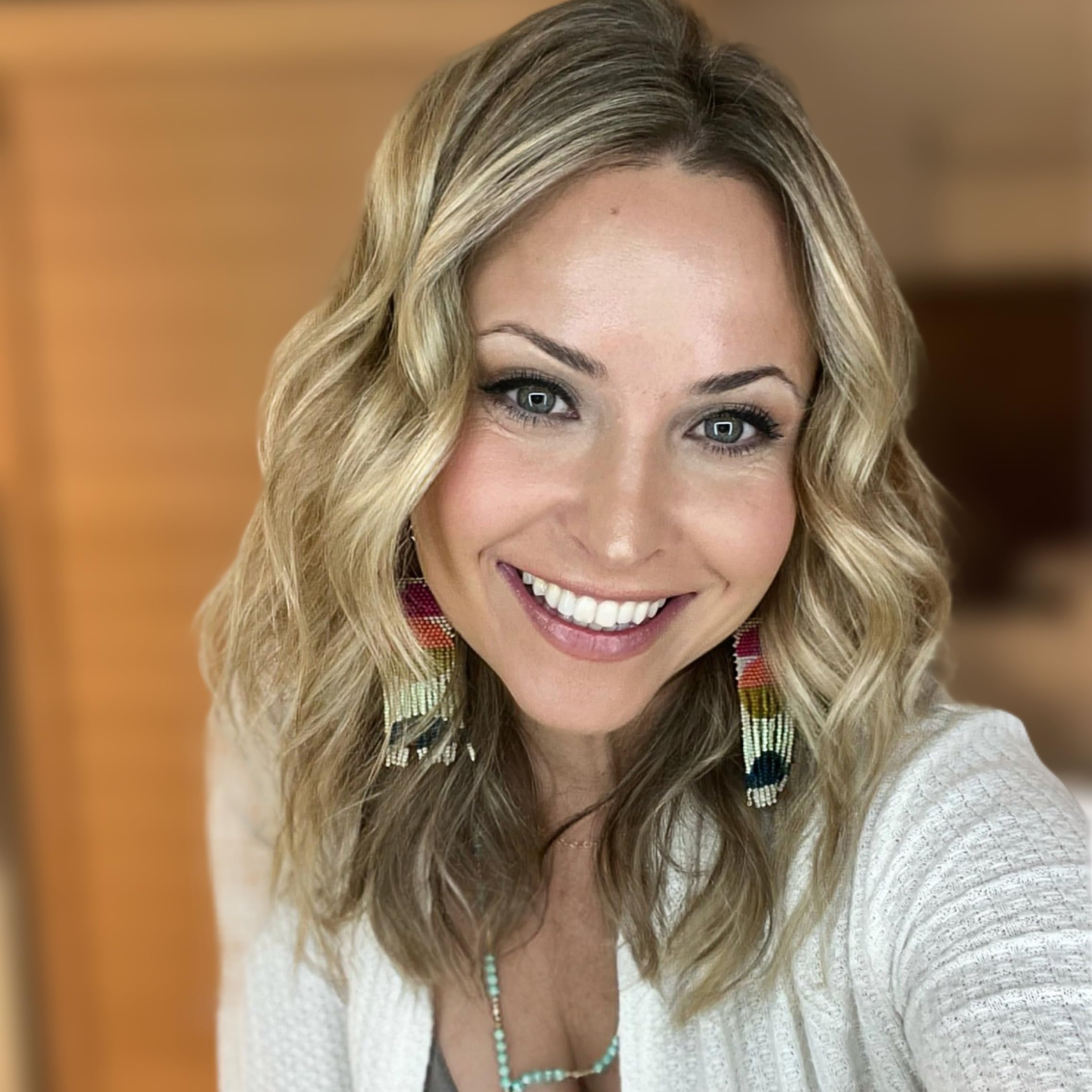 Kira Slabaugh's Amazon Page