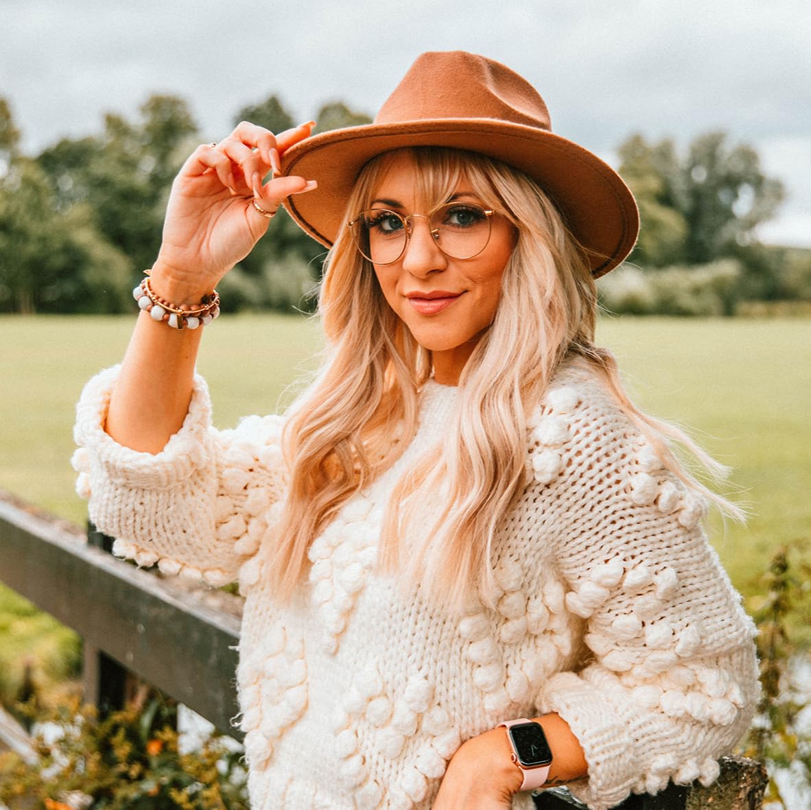 Lady Writes's Amazon page