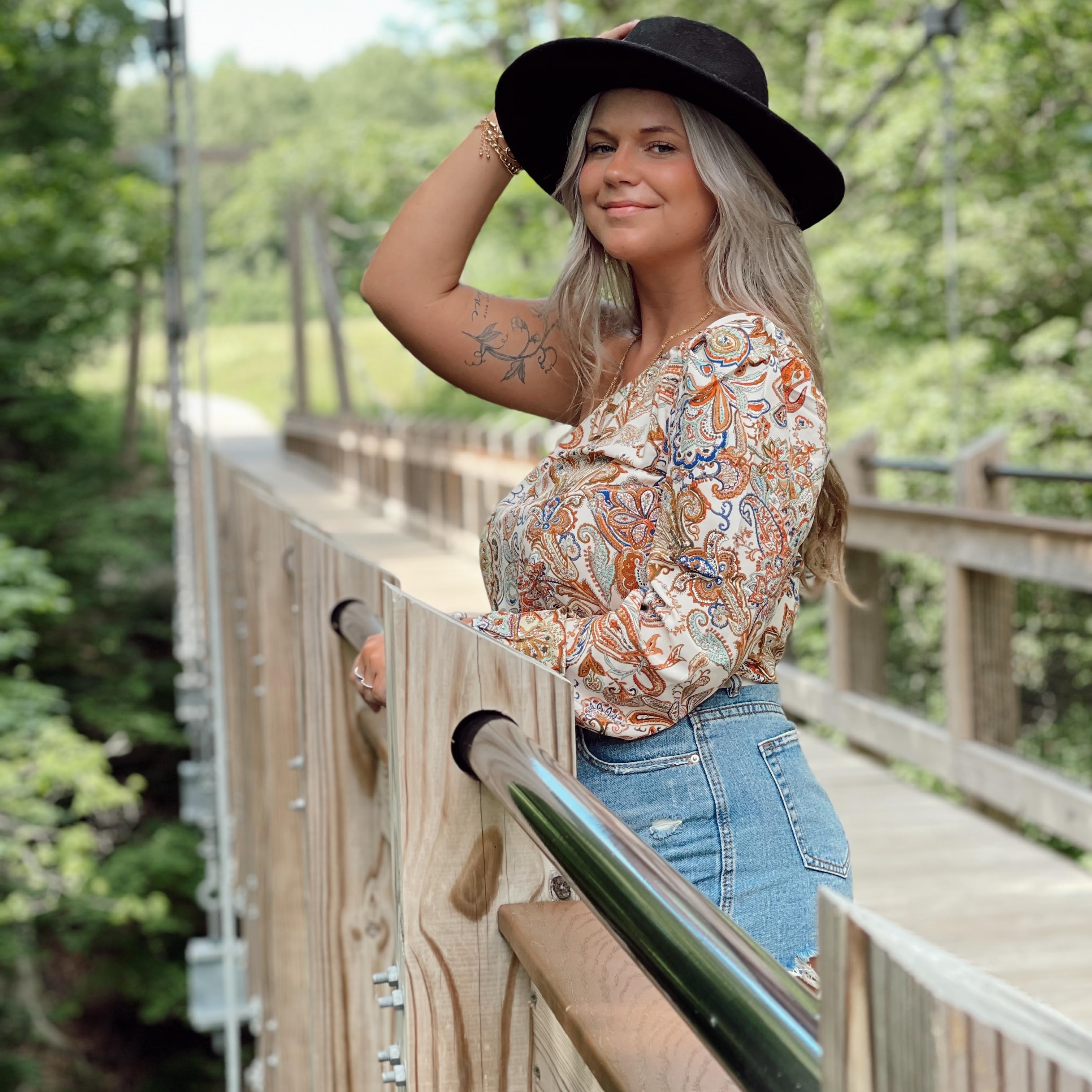 Lindsey Kamstra's Amazon Page