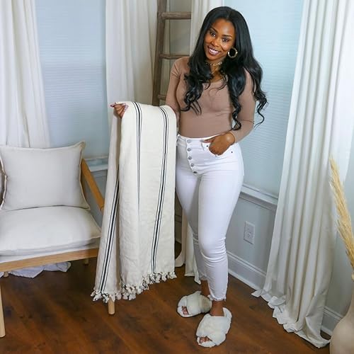 Lexy Nicole's Amazon Page