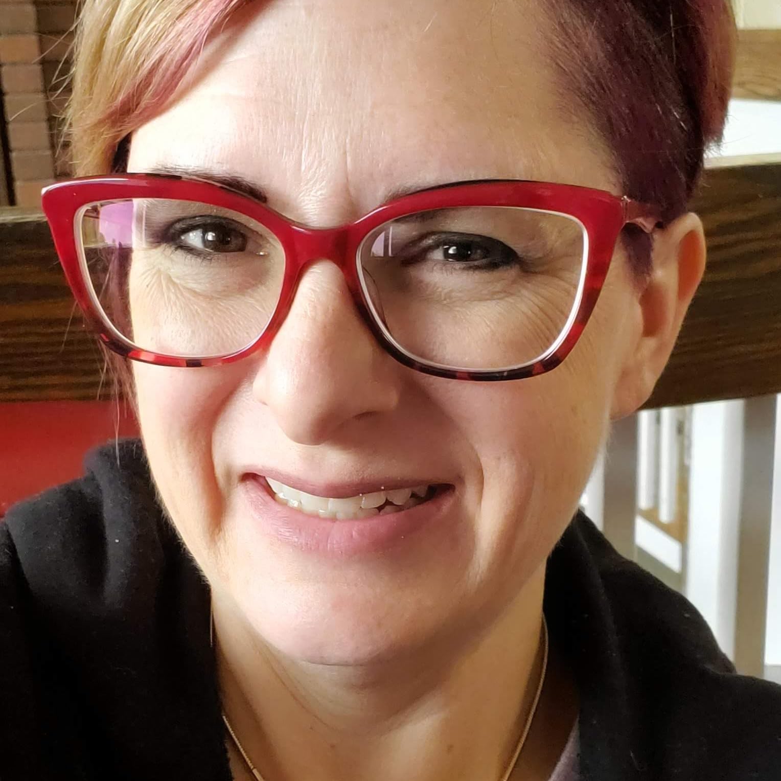 Diana Boley - Mamas Living Happy & Mamas Living Healthy's Amazon Page