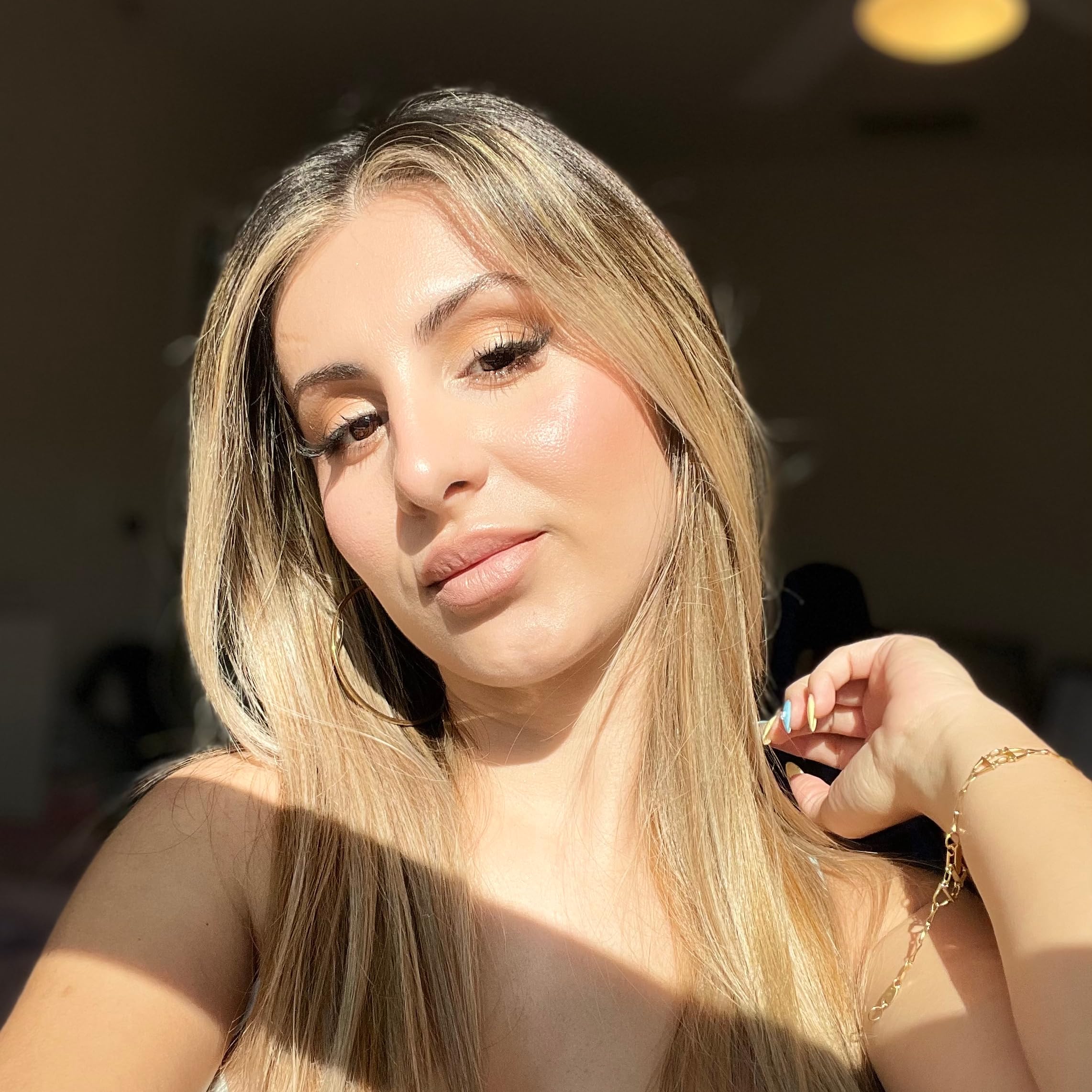 miriam gonzalez's Amazon Page