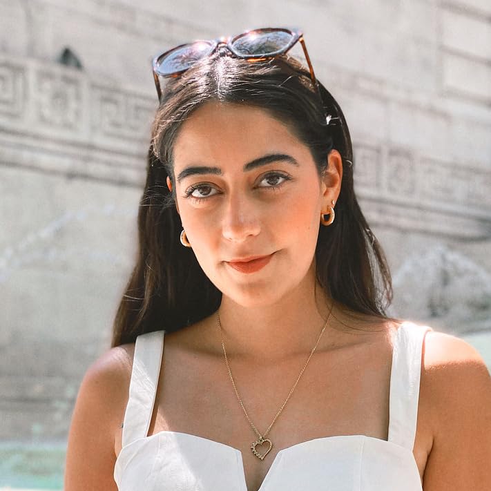 Miss Mingrone's Amazon Page