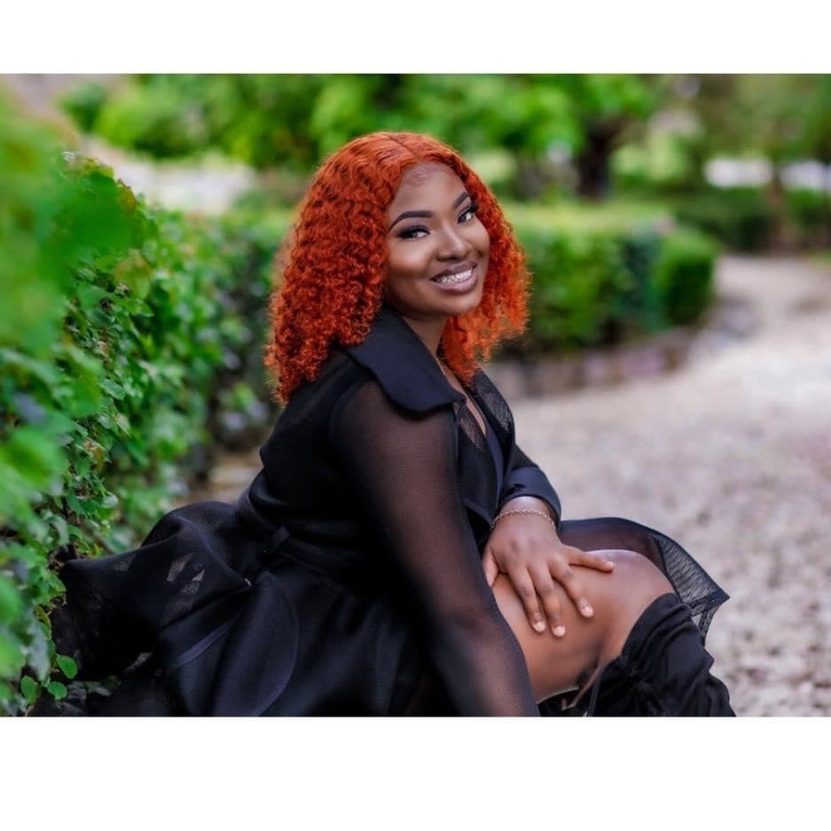 Moniya Rose's Amazon Page