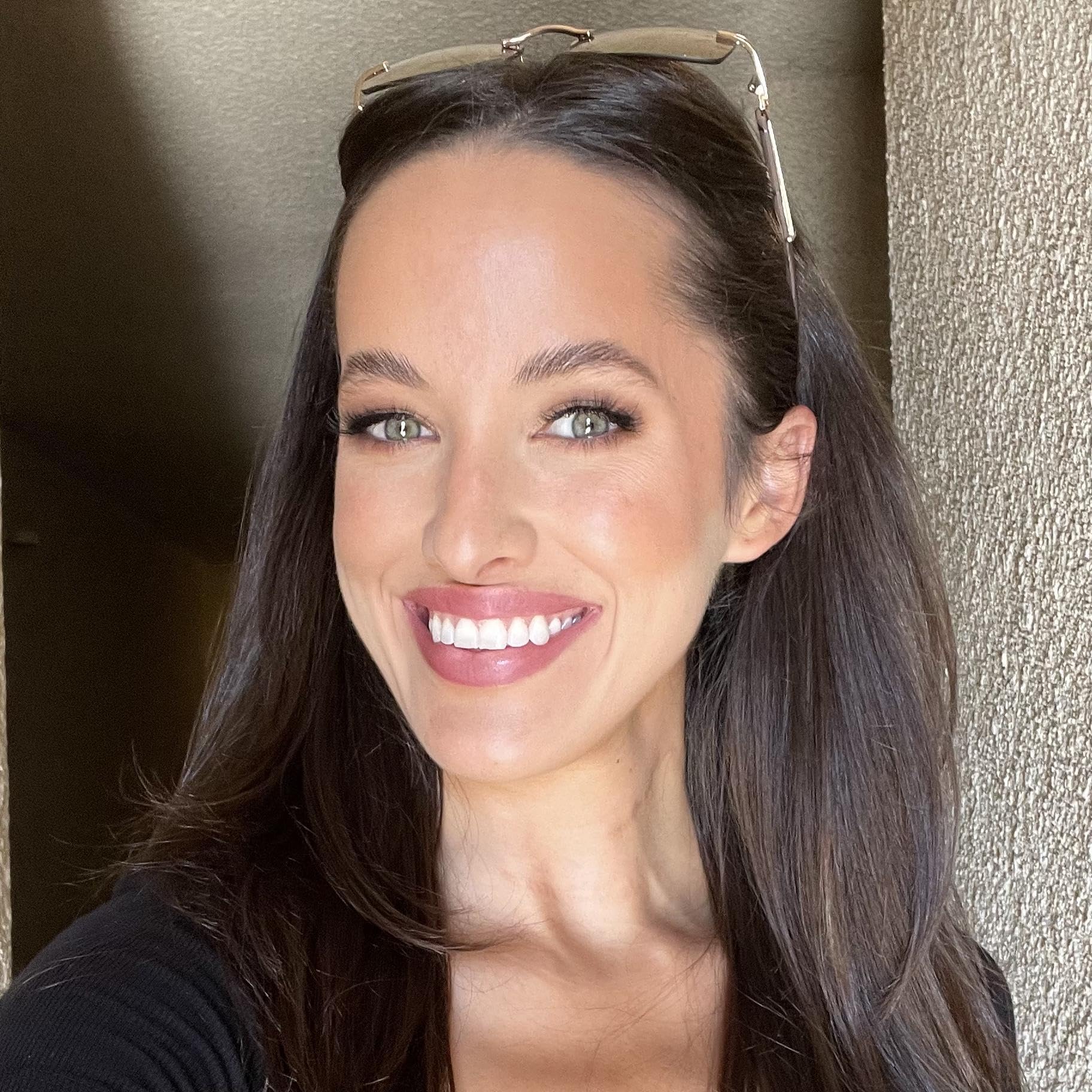 Olivia Victoria's Amazon Page