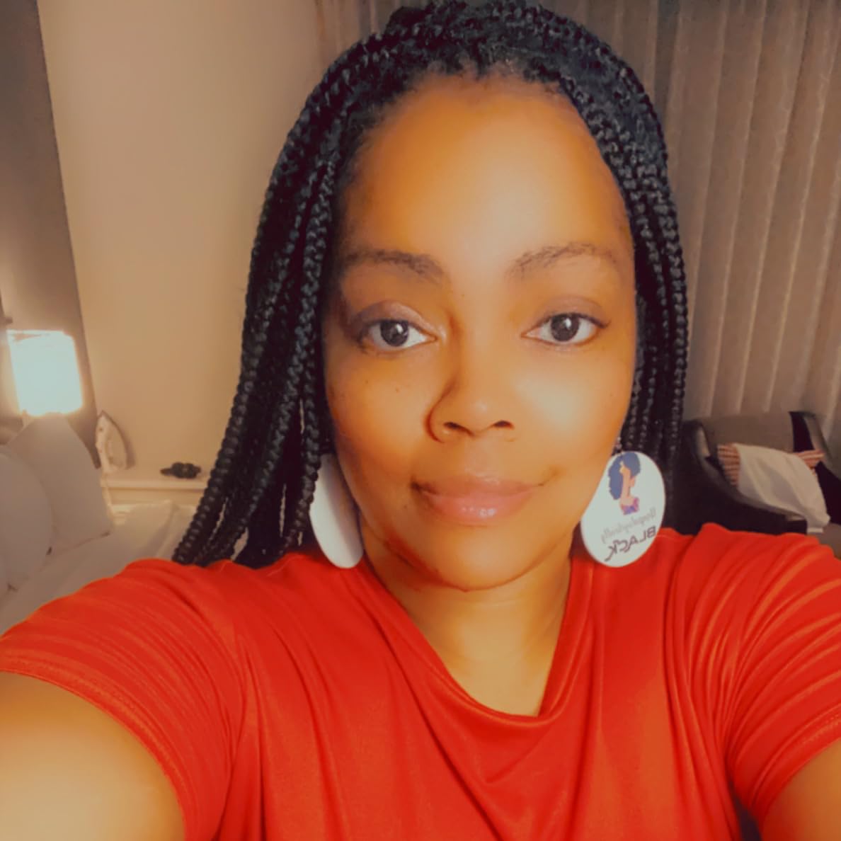 Queen Dee's Amazon Page