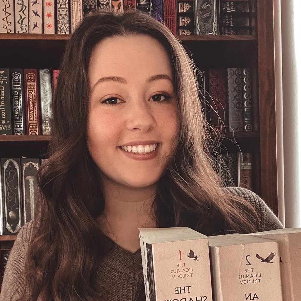 Raynee - RaynReads's Amazon Page