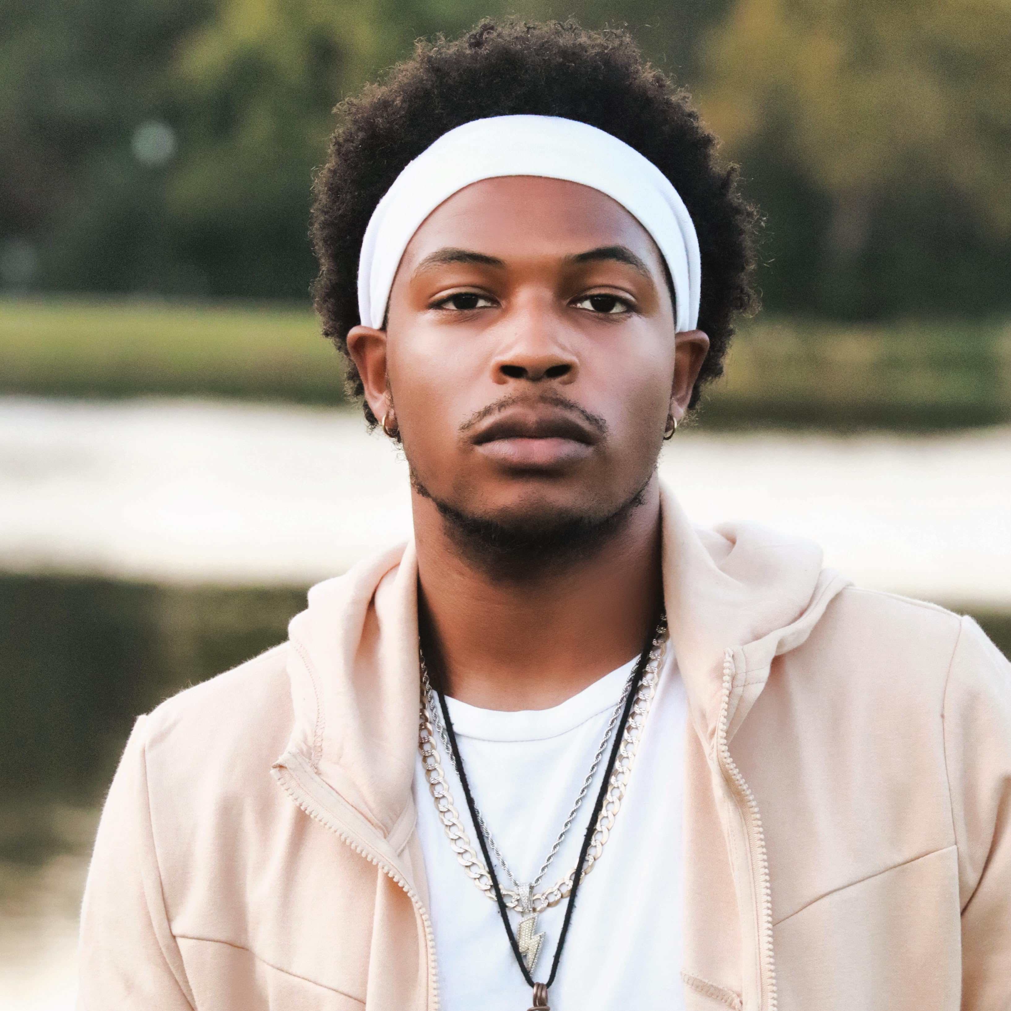 Rorrie D. Travis's Amazon Page